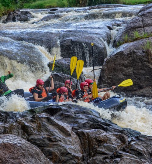 Rafting - BASE 44 Rafting & Aventuras