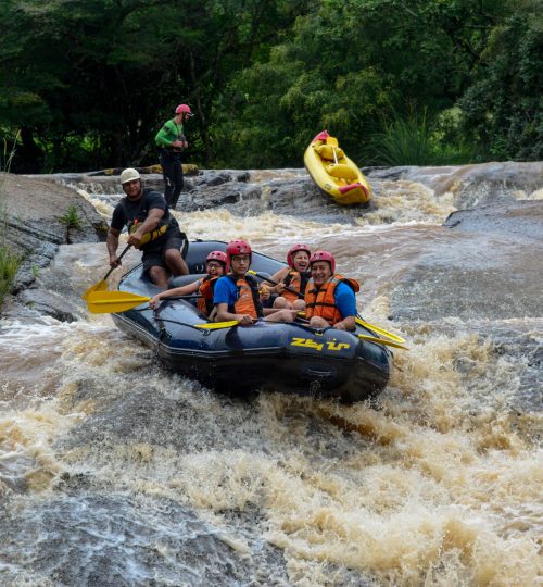 Rafting - BASE 44 Rafting & Aventuras